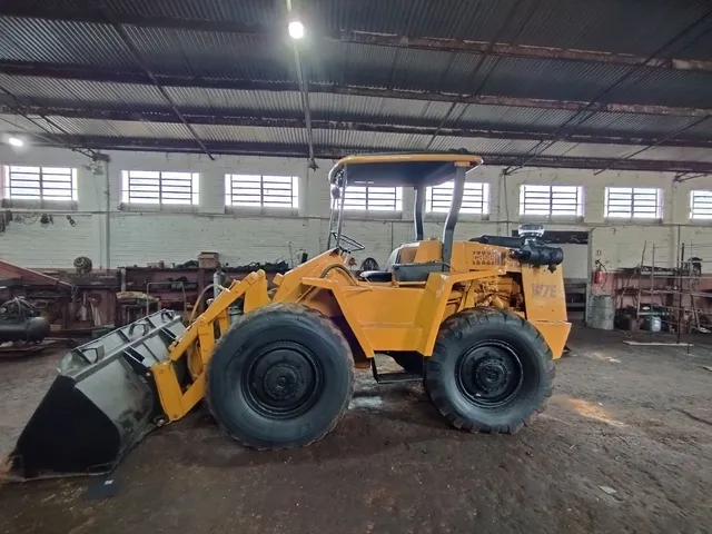 Pá Carregadeira Case W7 4x4 - Minnera - Equipamentos