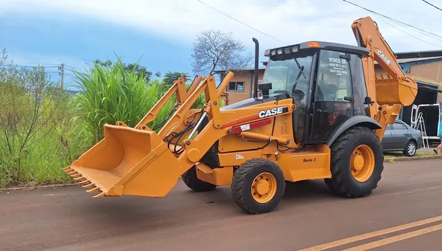 Retroescavadeira Case 580M 4x4 Cabinada - Minnera - Equipamentos