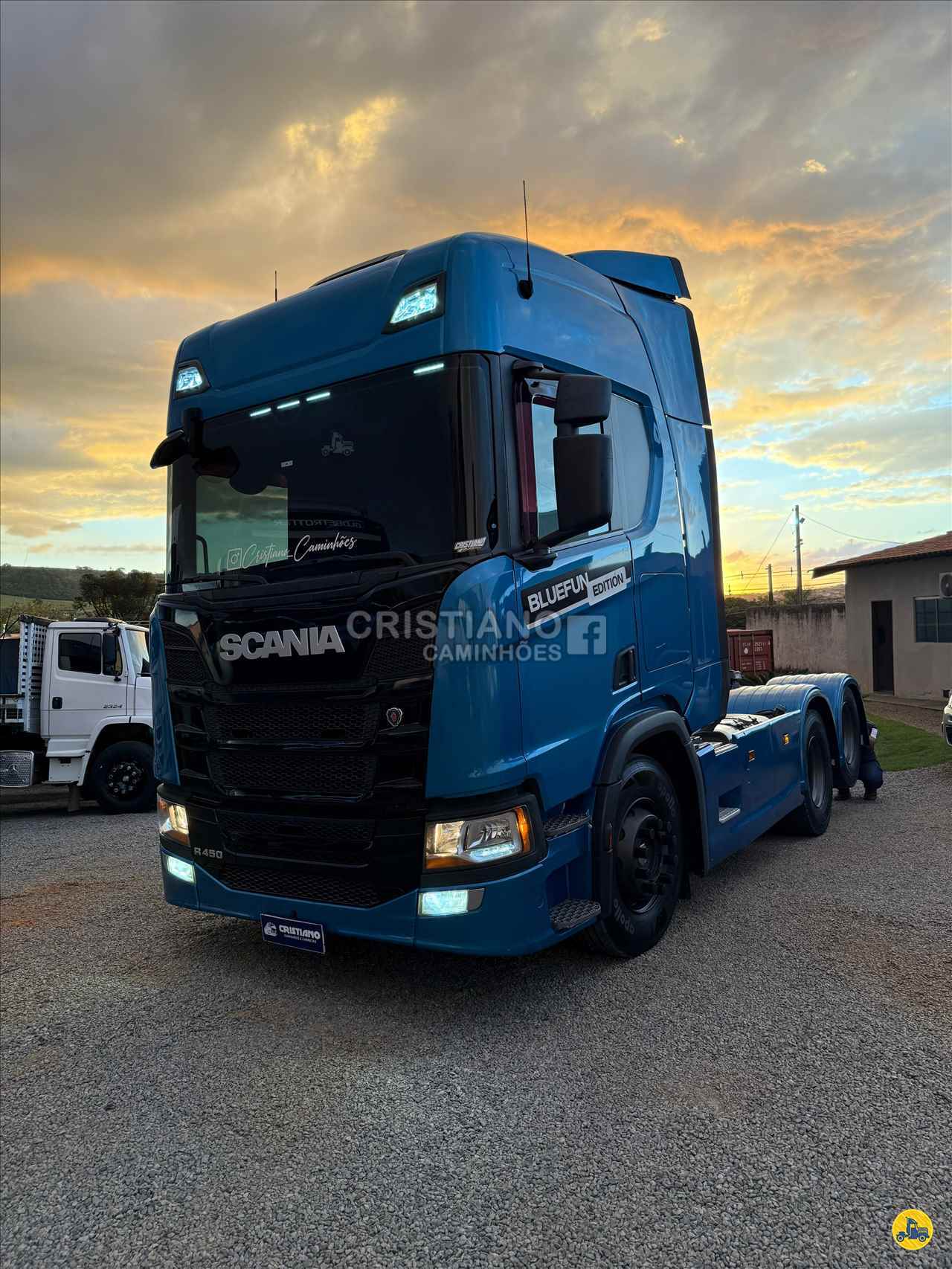 CAMINHÃO SCANIA R450 2020/2020 - Minnera - Equipamentos